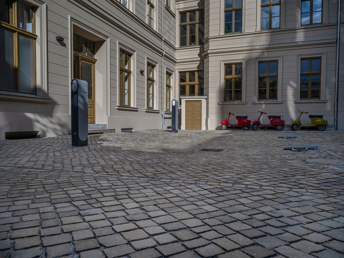 European Urban Design: Architecture in a Courtyard