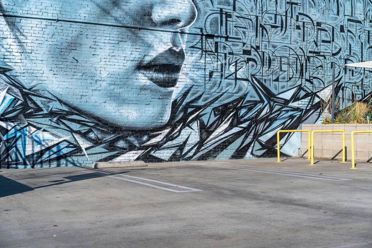 Graffiti Wall Art in Los Angeles: A Daytime Display
