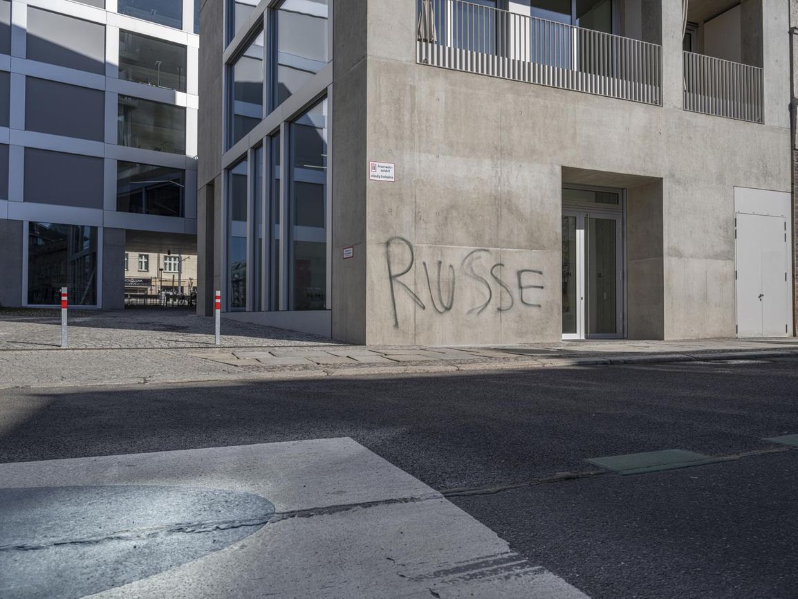 Urban Design in Berlin: A Grey Office Building