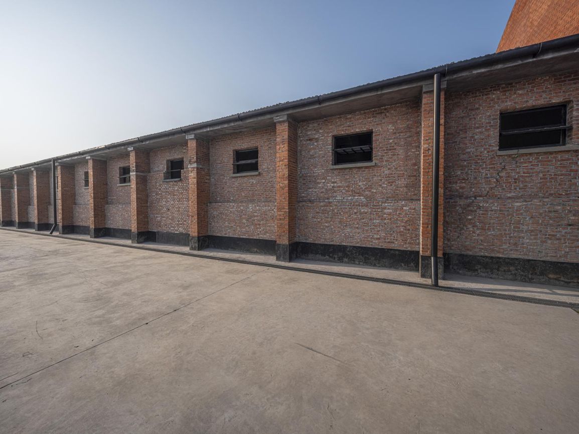Urban Life and China Architecture: Brick Facades