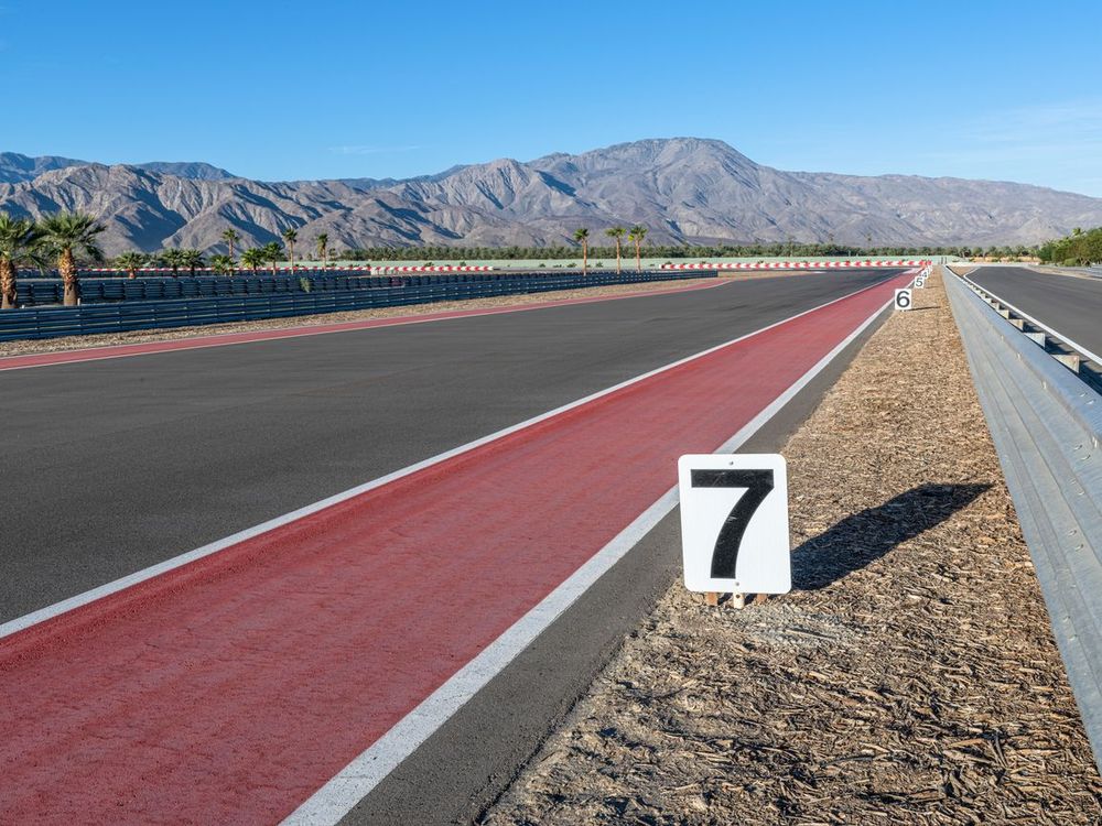 Straight Road on an American Race Track - HDRi Maps and Backplates