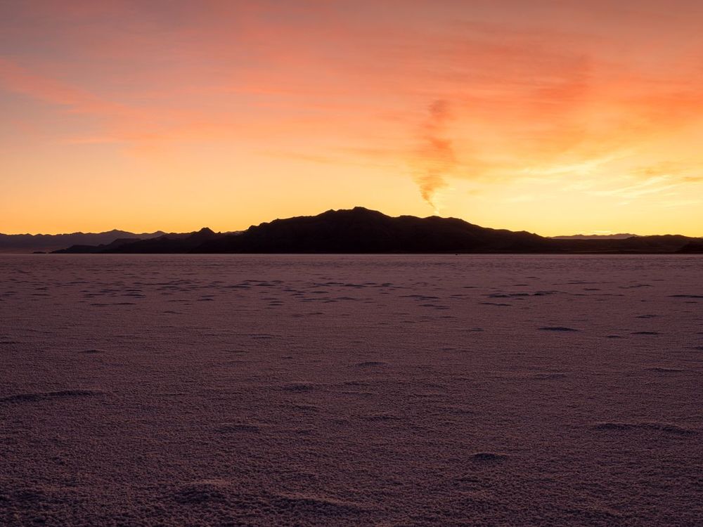 Arizona Desert Winter Sunrise - HDRi Maps and Backplates