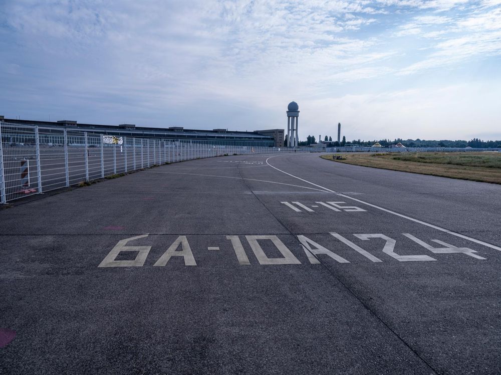 Berlin Airport Tarmac with Sao Da Cidol Markings - HDRi Maps and Backplates