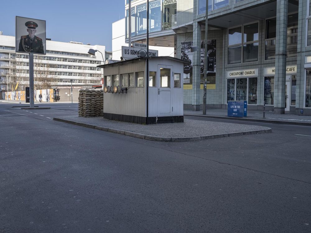 Berlin Cityscapes: Exploring Urban Design - HDRi Maps and Backplates