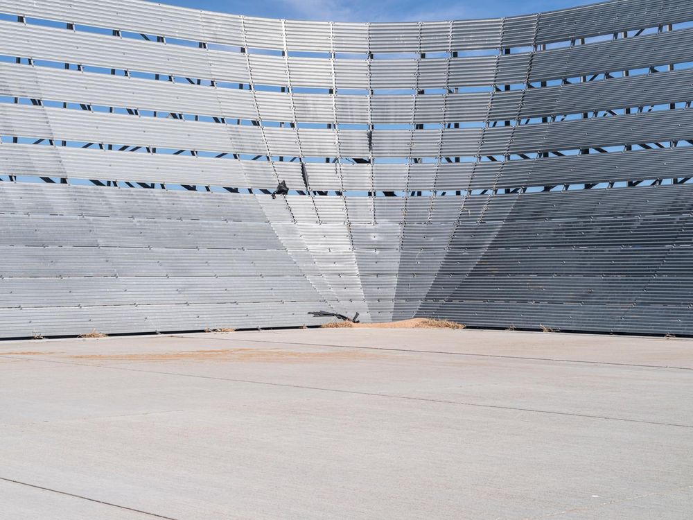 California Airport: The Concrete Wall - HDRi Maps and Backplates