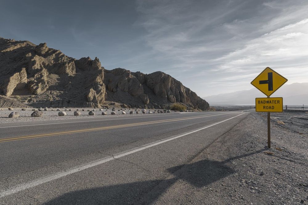 California Desert Highway Landscape - HDRi Maps and Backplates