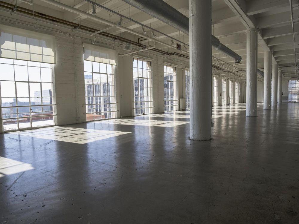 Lofty Warehouse Interiors in California - HDRi Maps and Backplates