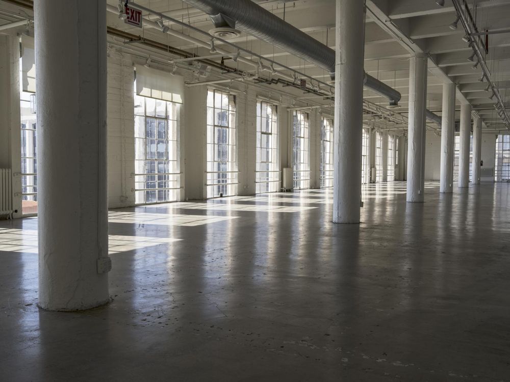 Lofty Warehouse Interiors in California - HDRi Maps and Backplates