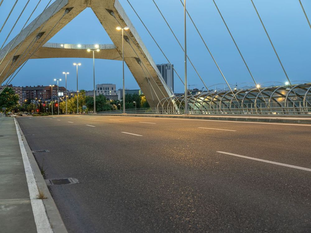 City Life in Europe: The Urban Design of a Bridge - HDRi Maps and ...