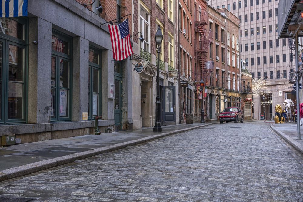 Classic Architecture and Cobblestone Roads in Manhattan - HDRi Maps and ...
