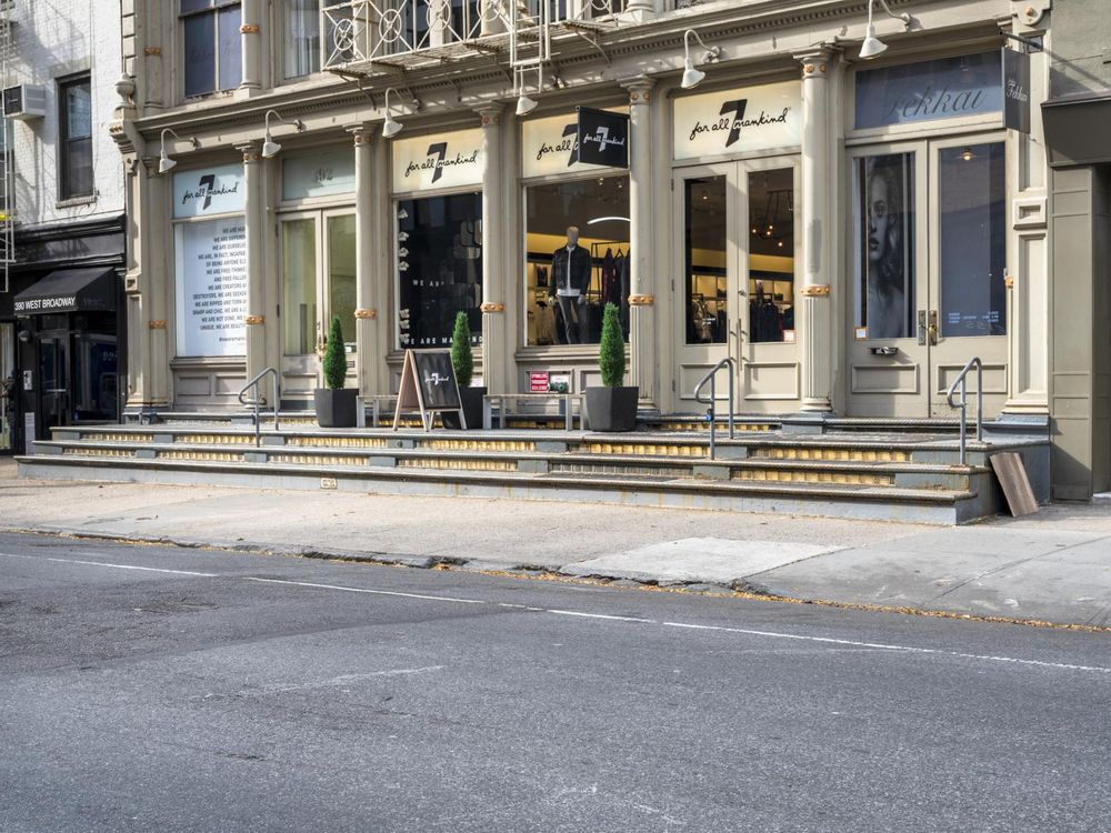 Classic Architecture in Manhattan: Exploring the Charming Storefronts ...