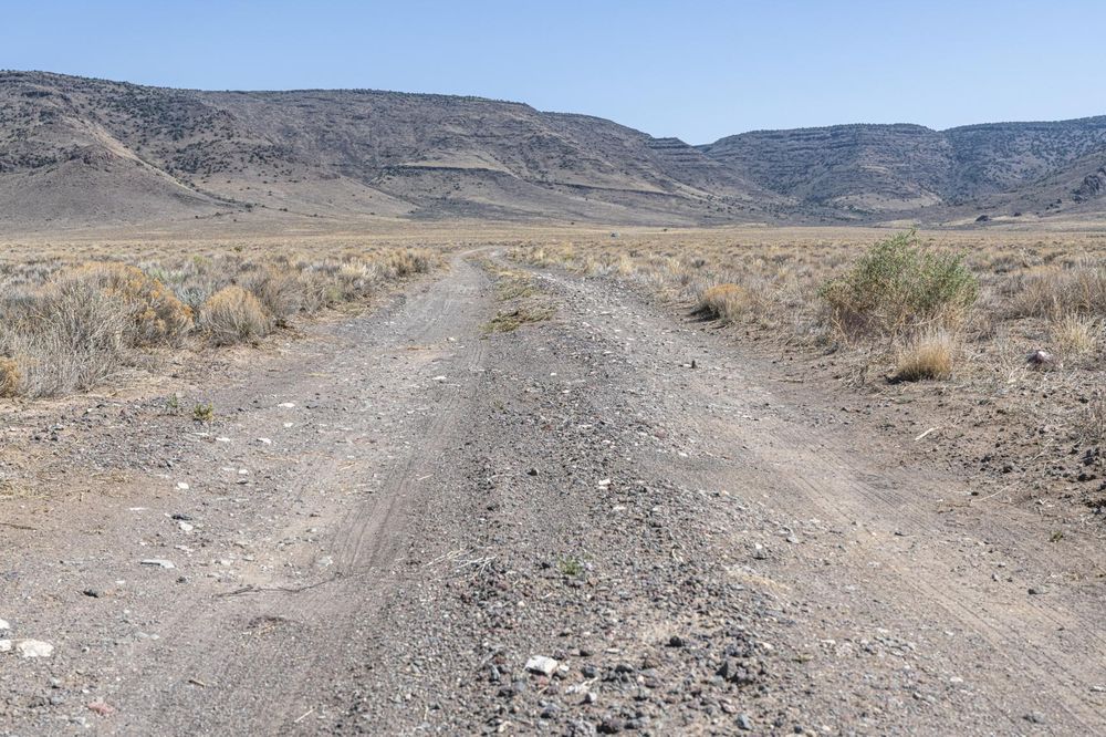 Desert Landscape in Colorado: Rugged Nature - HDRi Maps and Backplates