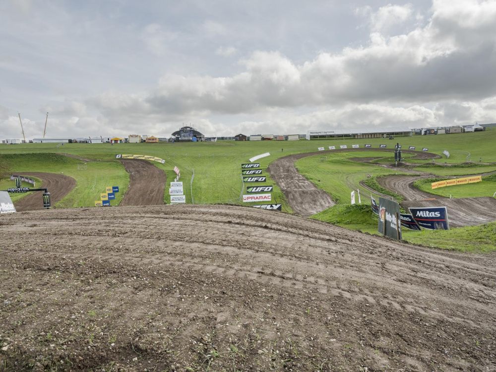 Dirt Track Motorcycle Racing in the UK - HDRi Maps and Backplates