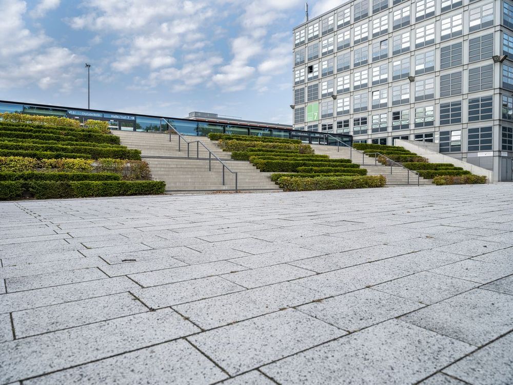 Empty Plaza and Tower in Berlin - HDRi Maps and Backplates