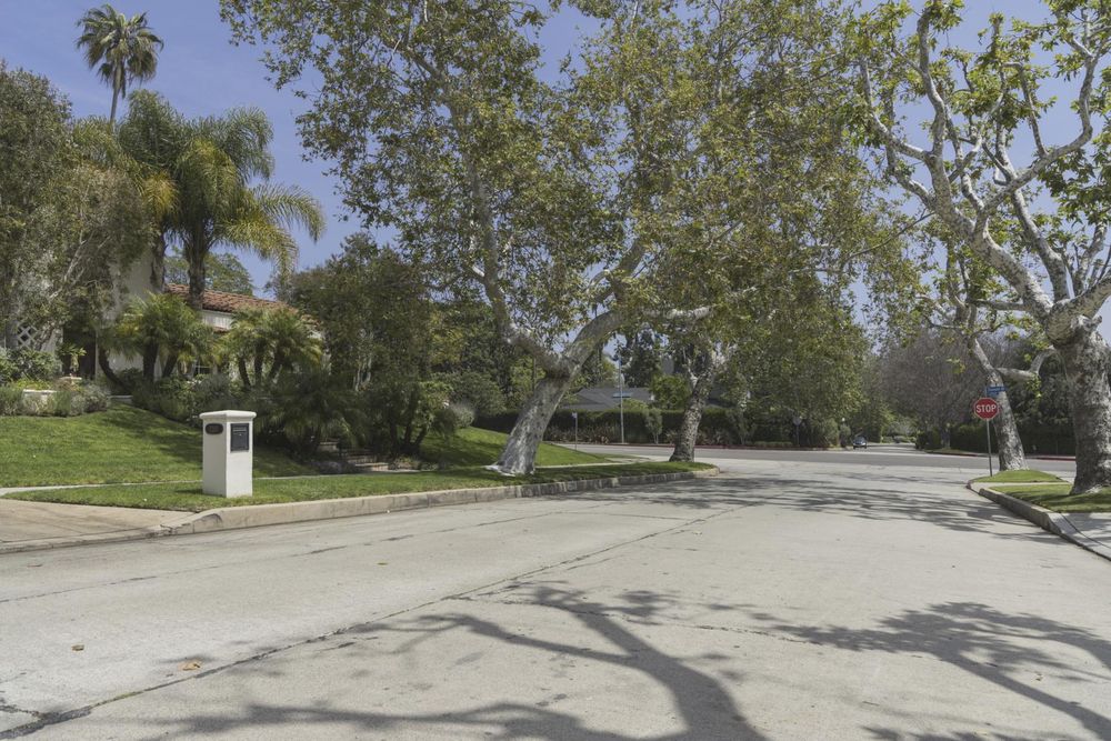 Empty Residential Street in Los Angeles, California, USA - HDRi Maps ...