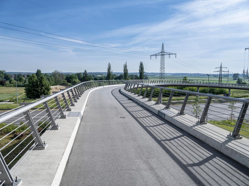 German Architecture: Asphalt Road - HDRi Maps and Backplates