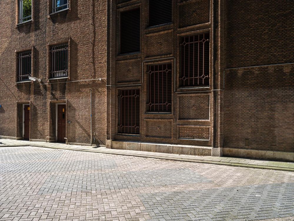 Holland Brick Building: European Architecture at its Finest - HDRi Maps ...
