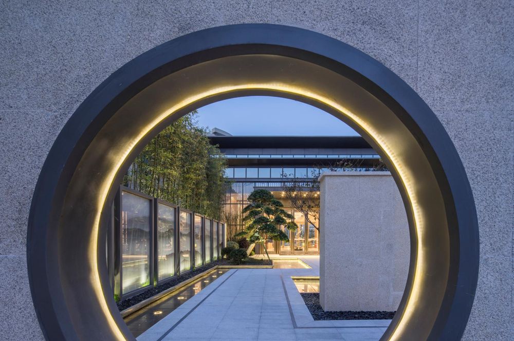 Lit Suburban Path in China Concrete Circle Courtyard - HDRi Maps and ...