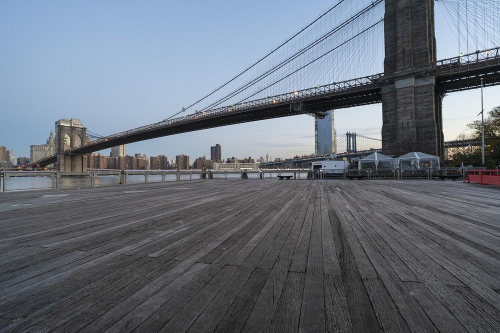 Manhattan Dawn: Cityscape and City Overview - HDRi Maps and Backplates