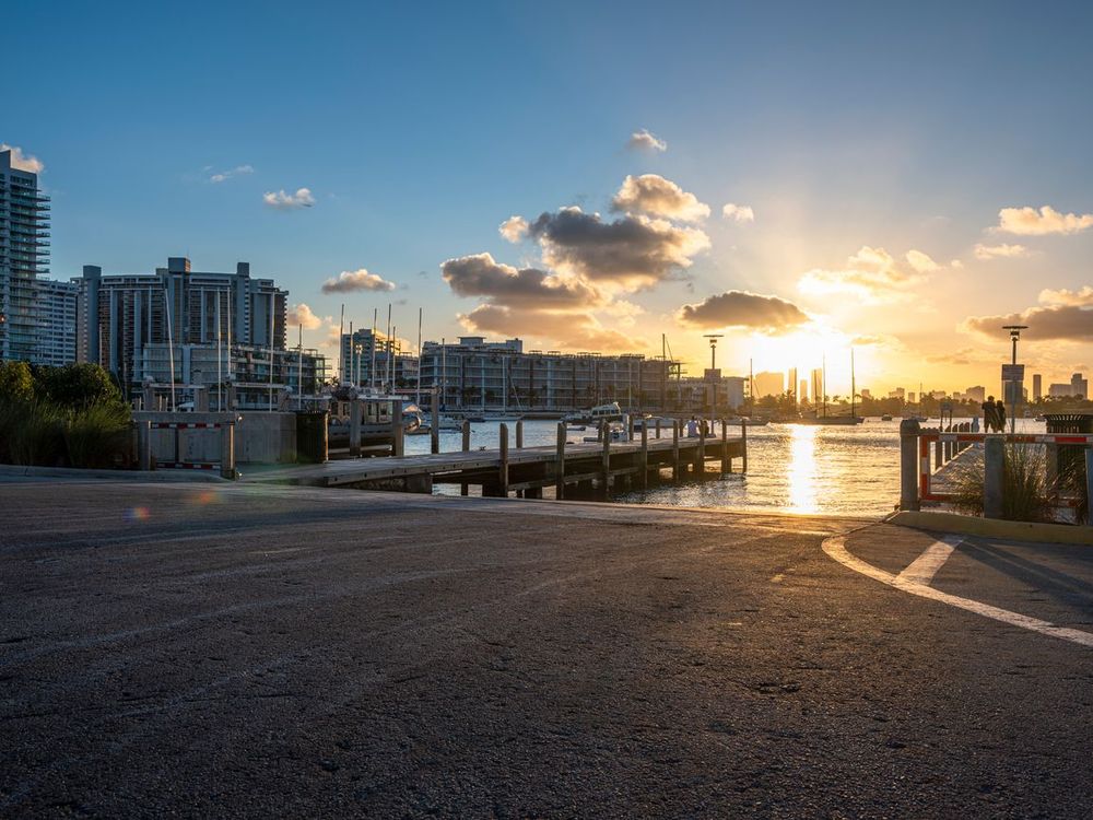 Miami Beach Sunrise: A Captivating View of the Ocean Coastline - HDRi ...