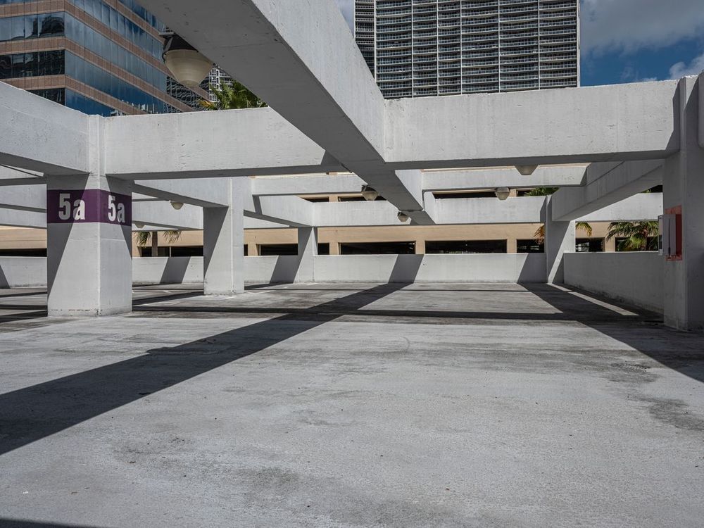 c6e4256a83dcf19c - HDRi Maps and Backplates