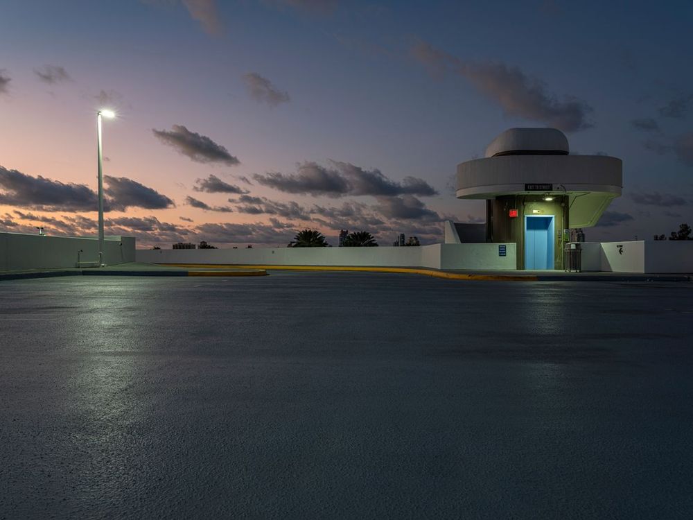 Miami Parking Lot with Building and Street Light - HDRi Maps and Backplates
