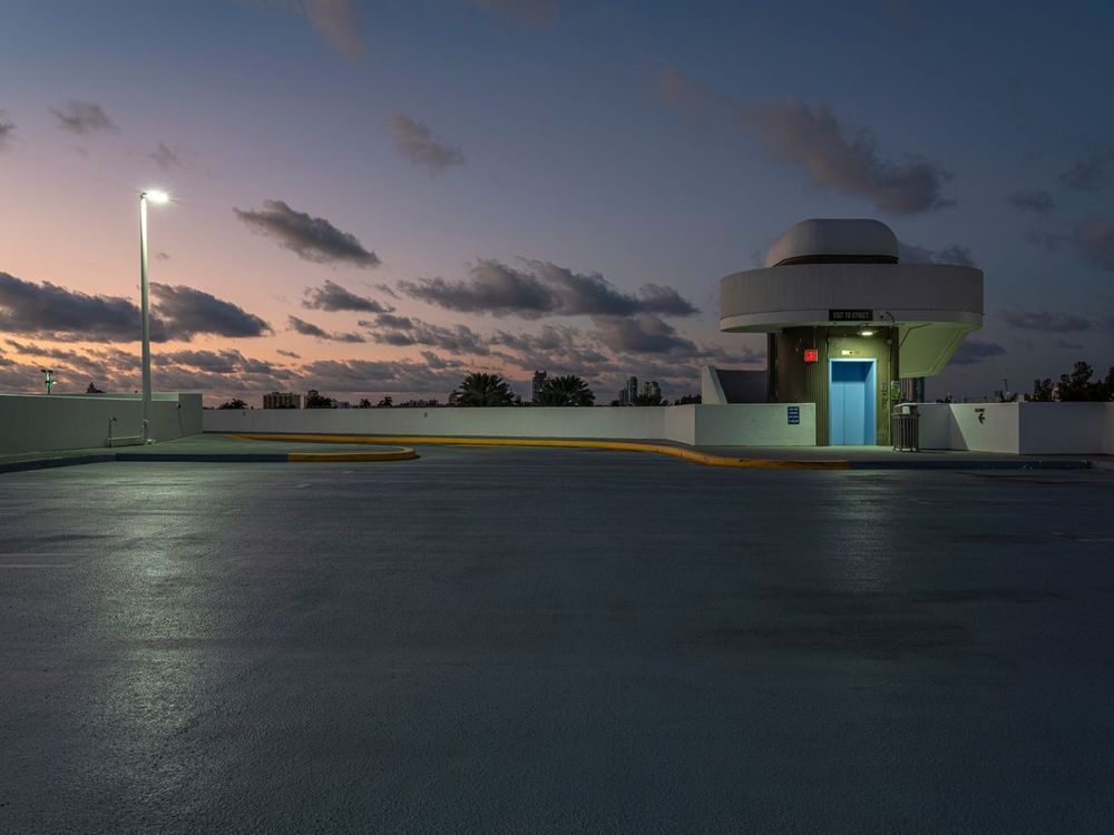 Miami Parking Lot with Building and Street Light - HDRi Maps and Backplates