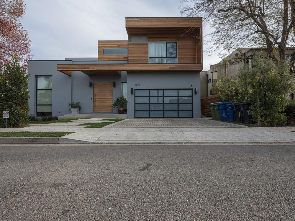 Modern Architecture House in Residential Area - HDRi Maps and Backplates