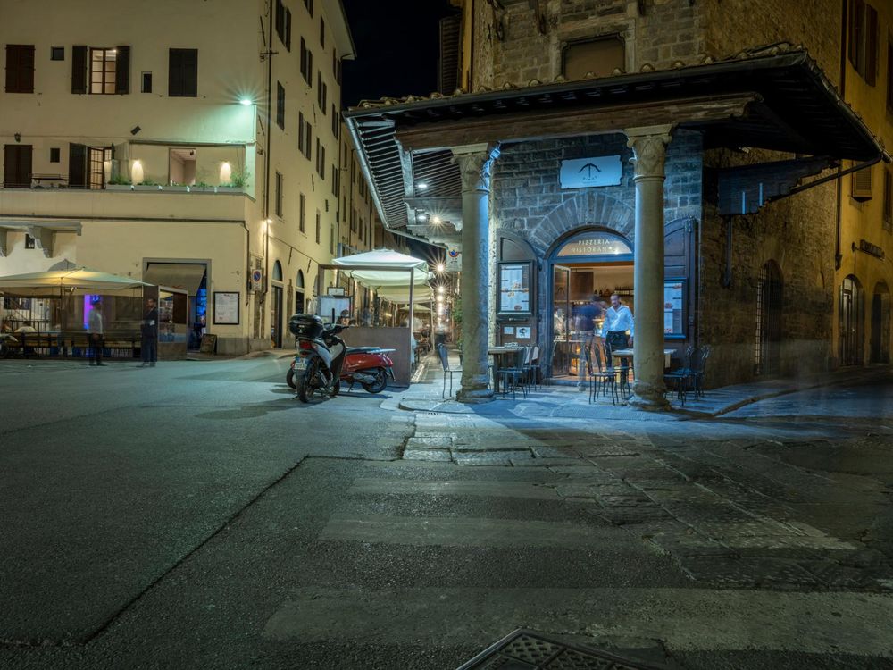 Night View of Florence Cafe in Tuscany, Italy - HDRi Maps and Backplates