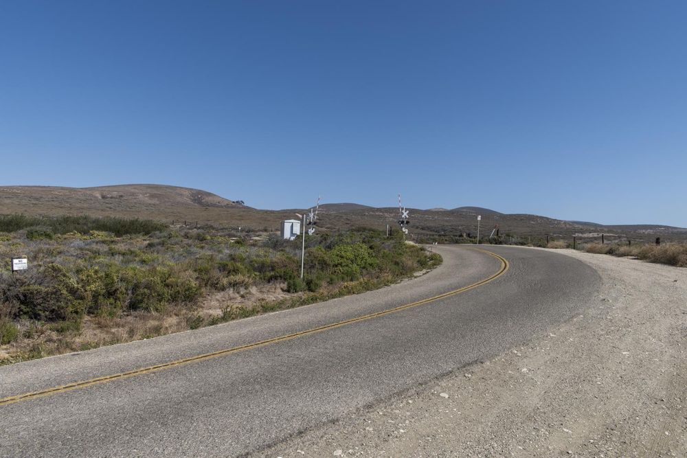 Ocean View Road in Lompoc, California - HDRi Maps and Backplates