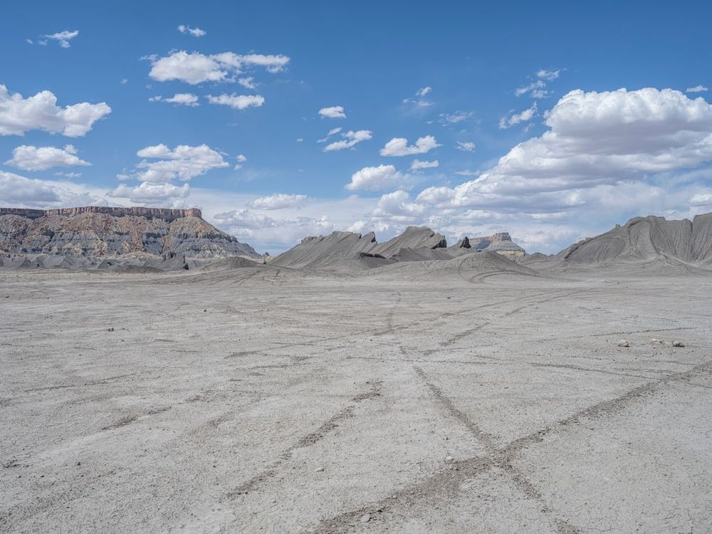 Off-Road Adventure in the Utah Desert: Factory Butte - HDRi Maps and ...