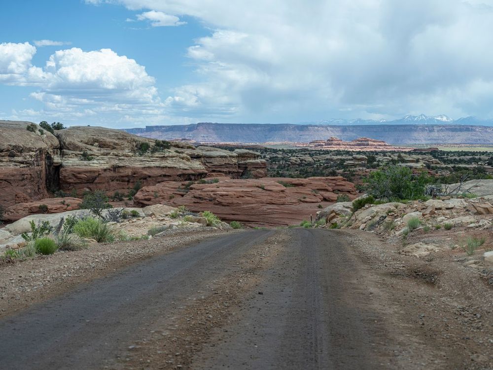 Off-Road Tracks in Utah: An Adventure Through Red Rock Canyon - HDRi ...