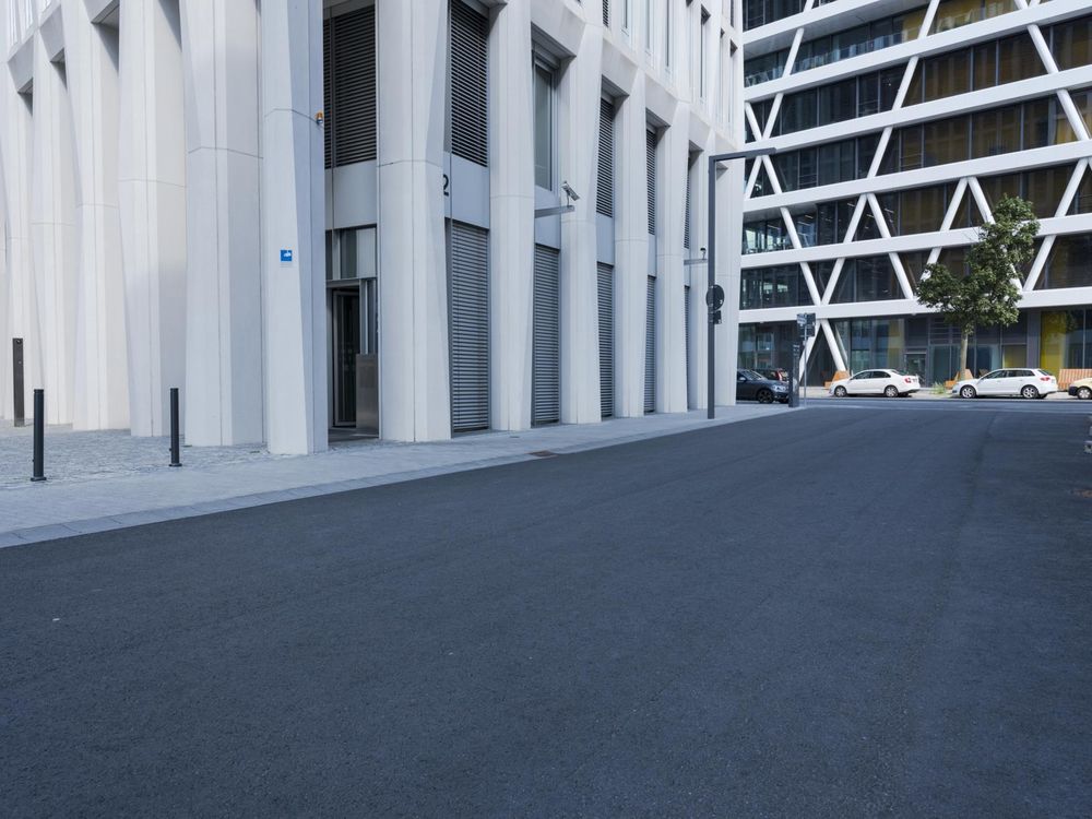 Office Building in Berlin: A Stunning Example of Modern Architecture