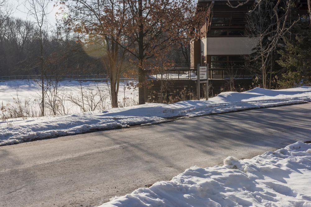Ontario Road: Asphalt, Water, and Snow - HDRi Maps and Backplates