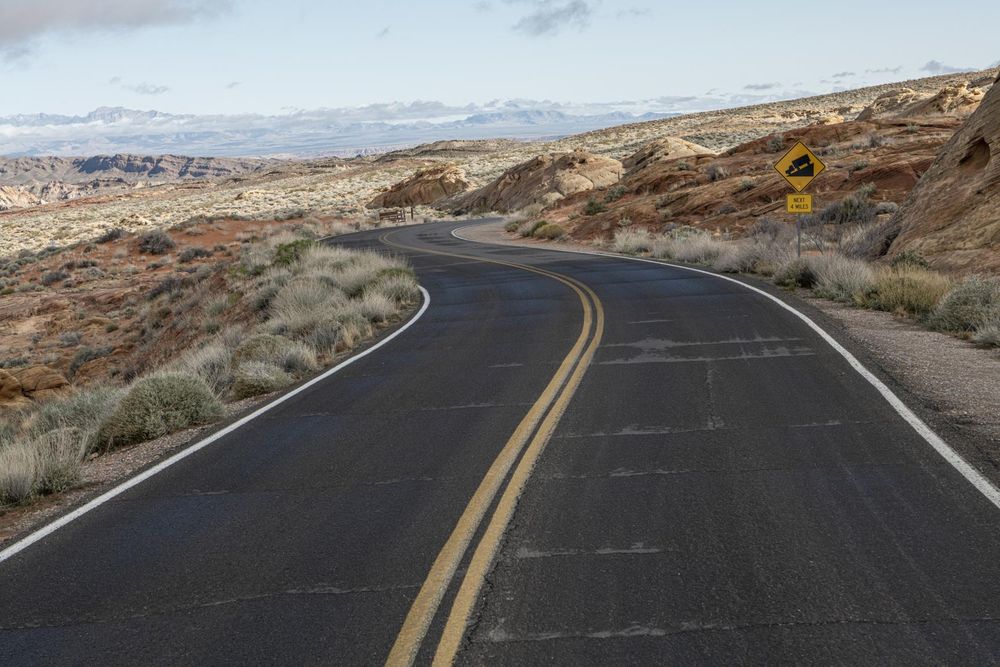 Wide Open Road in the Nevada Desert - HDRi Maps and Backplates