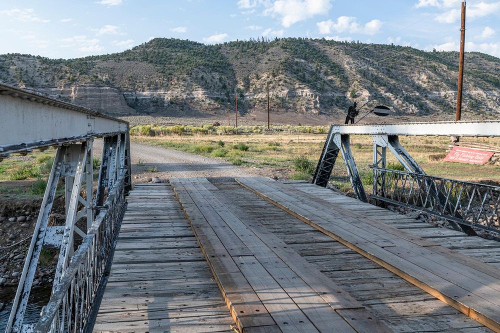 Scenic Off-Road Track near Antonito, Colorado - HDRi Maps and Backplates