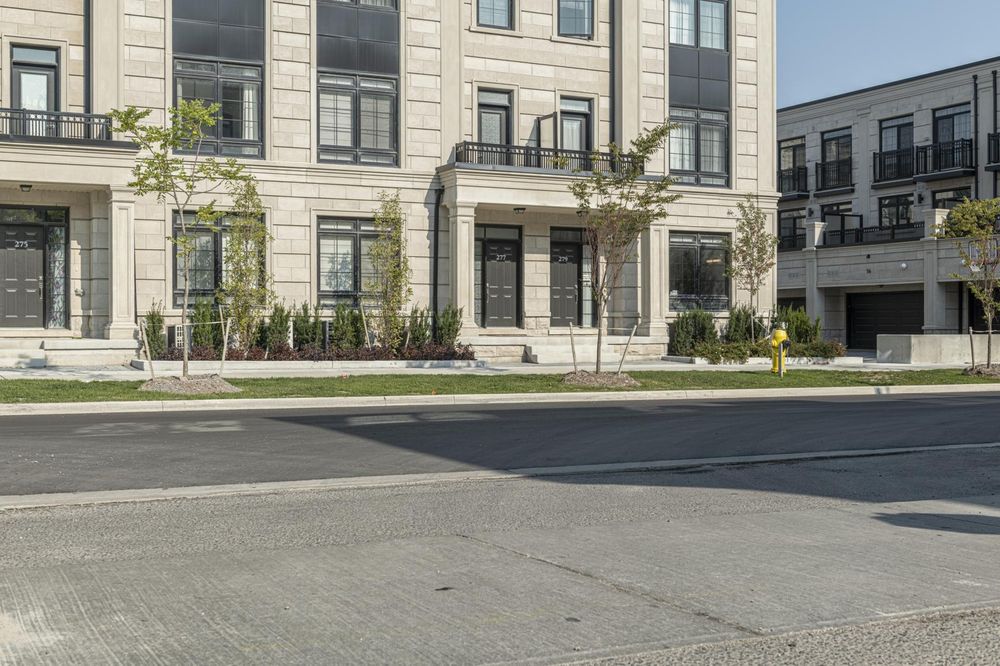 Sleek Buildings in Toronto's Residential Area - HDRi Maps and Backplates