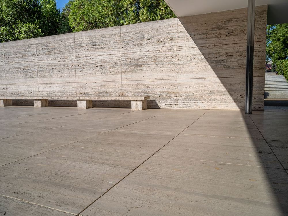 Urban Landscape in Spain: Hard Shadows and Open Spaces - HDRi Maps and ...