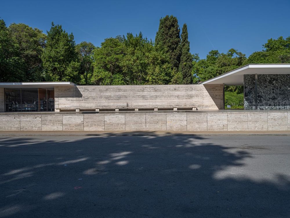 Spanish Urban Shadows: Road with a Hard Shadow in Barcelona - HDRi Maps ...