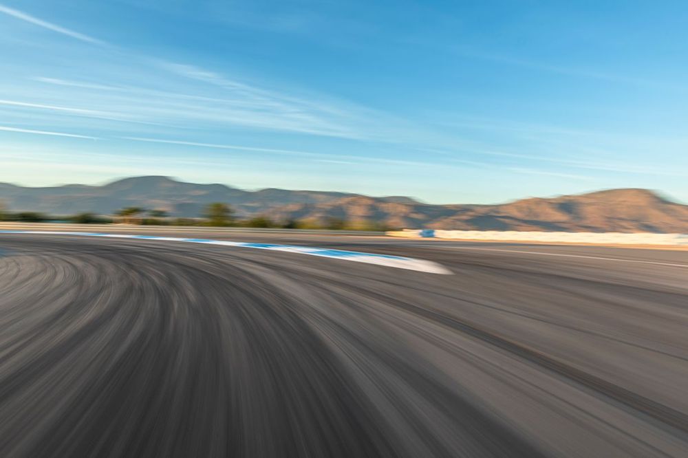 Straight Down the Road: Curve in the USA at Dawn - HDRi Maps and Backplates