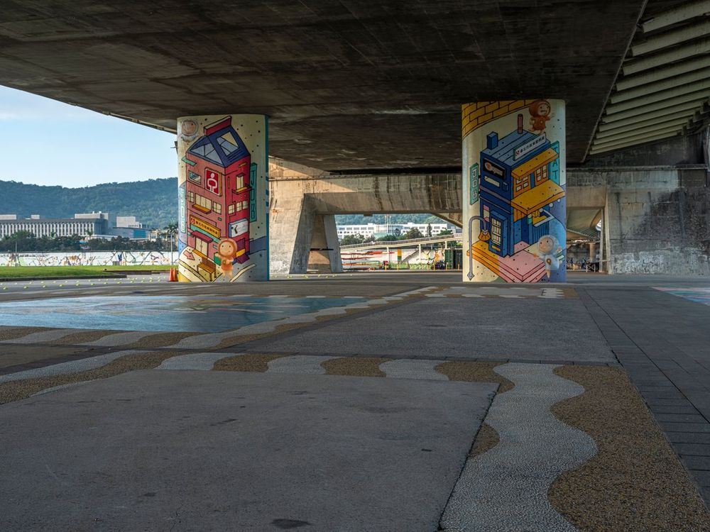 Taipei Graffiti Wall: Street Art in Asia - HDRi Maps and Backplates