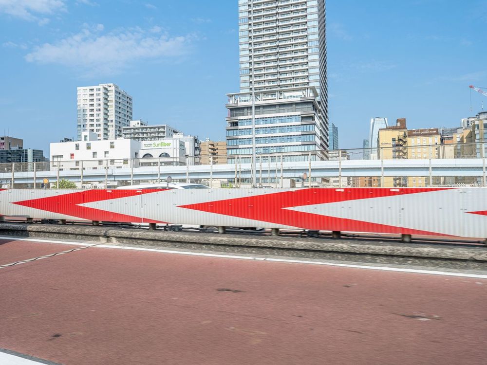 Tokyo Highways: A Clear Sky Above Modern Architecture - HDRi Maps and ...