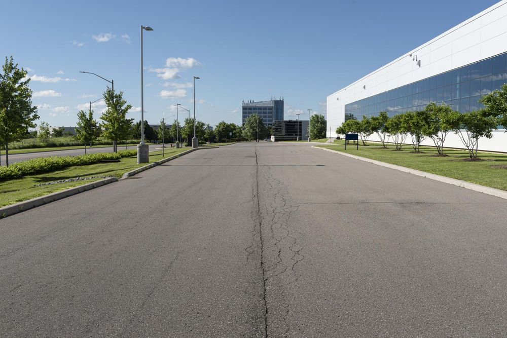 Toronto Business District: Straight Road City View - HDRi Maps and ...
