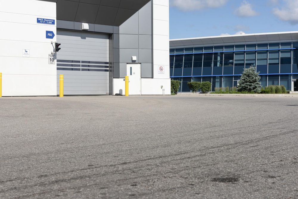 Toronto, Ontario Commercial Building Parking Lot - HDRi Maps and Backplates