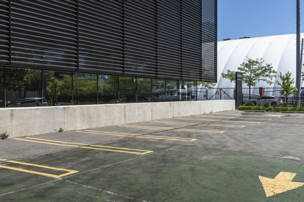 Urban Design: Open Spaces and Parking Lots - HDRi Maps and Backplates