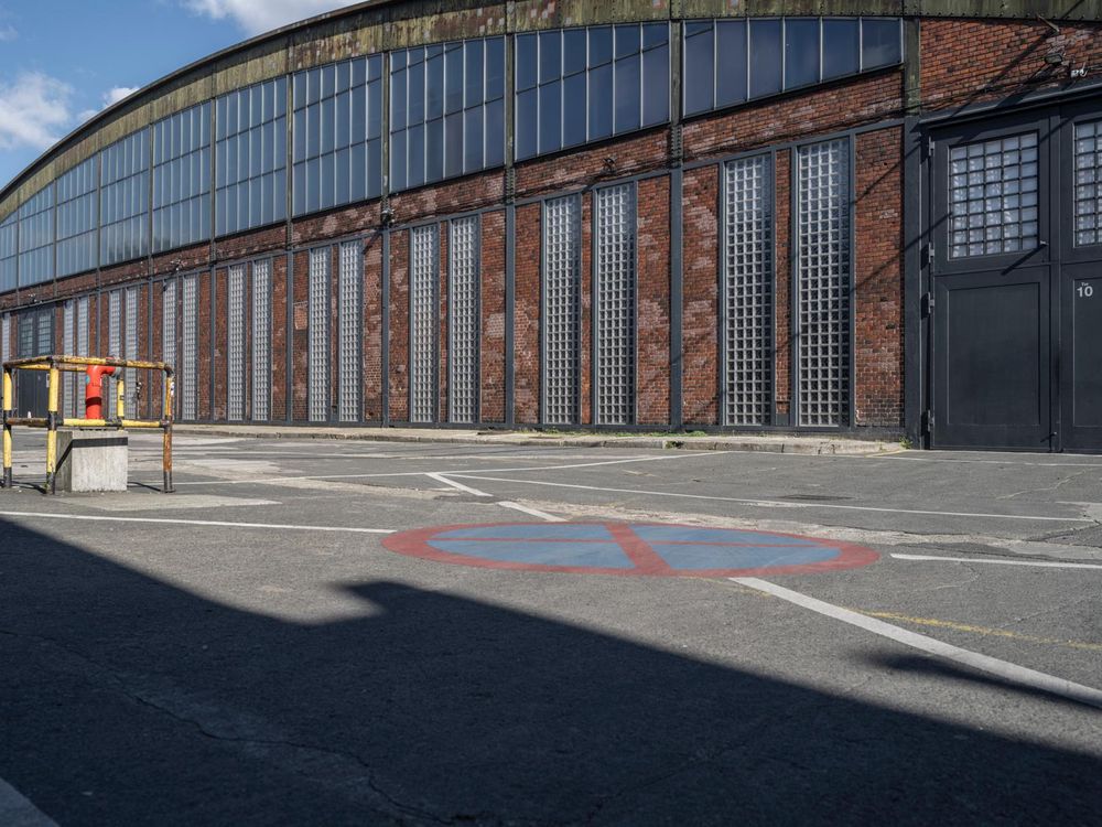 Urban Warehouses in Berlin: Exploring Industrial Architecture - HDRi ...