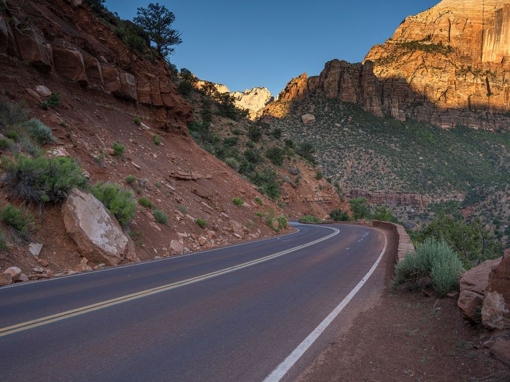 USA Landscape: Road, Shadow, and Mountain - HDRi Maps and Backplates