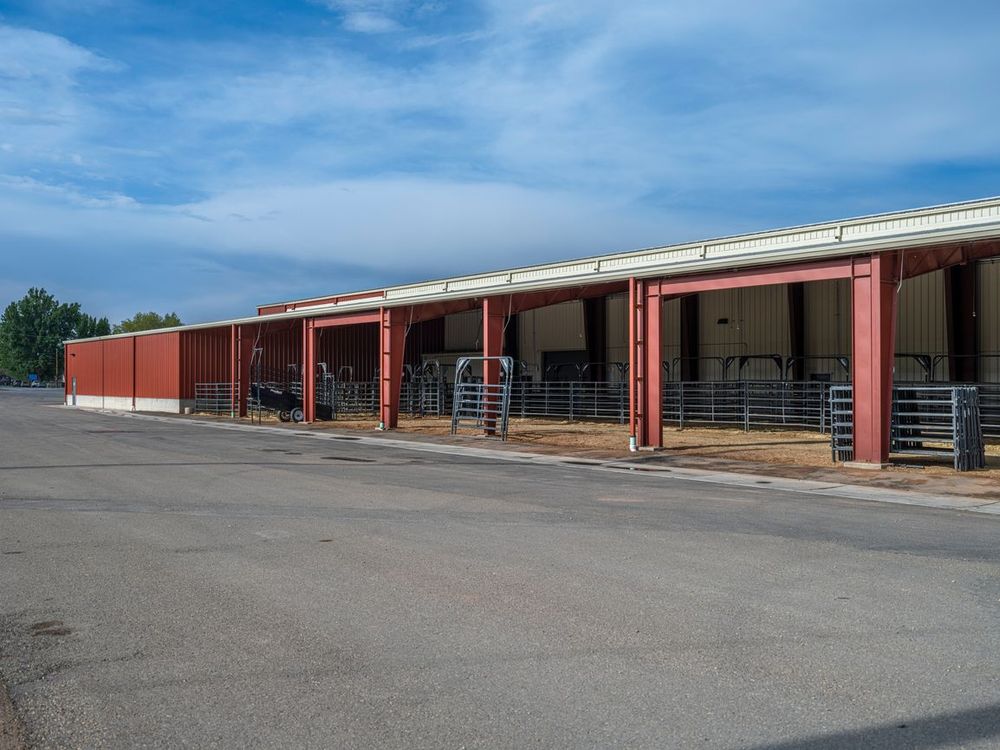 USA Rural Landscape: Clouds and Clear Skies - HDRi Maps and Backplates