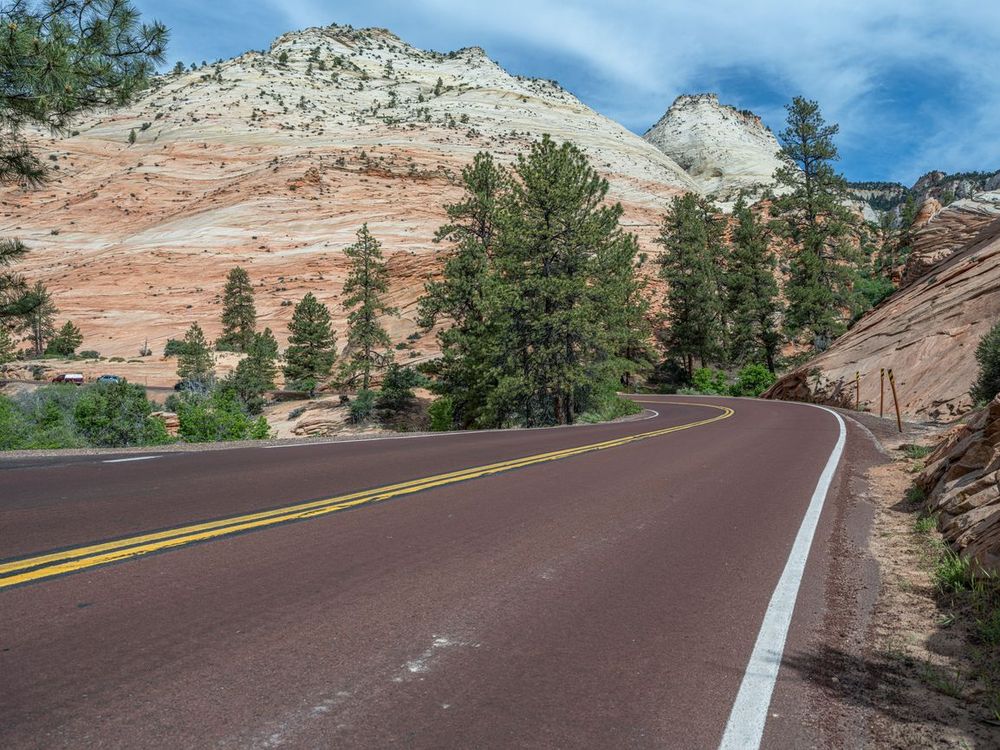 USA Scenic Road: Exploring Zion National Park - HDRi Maps and Backplates