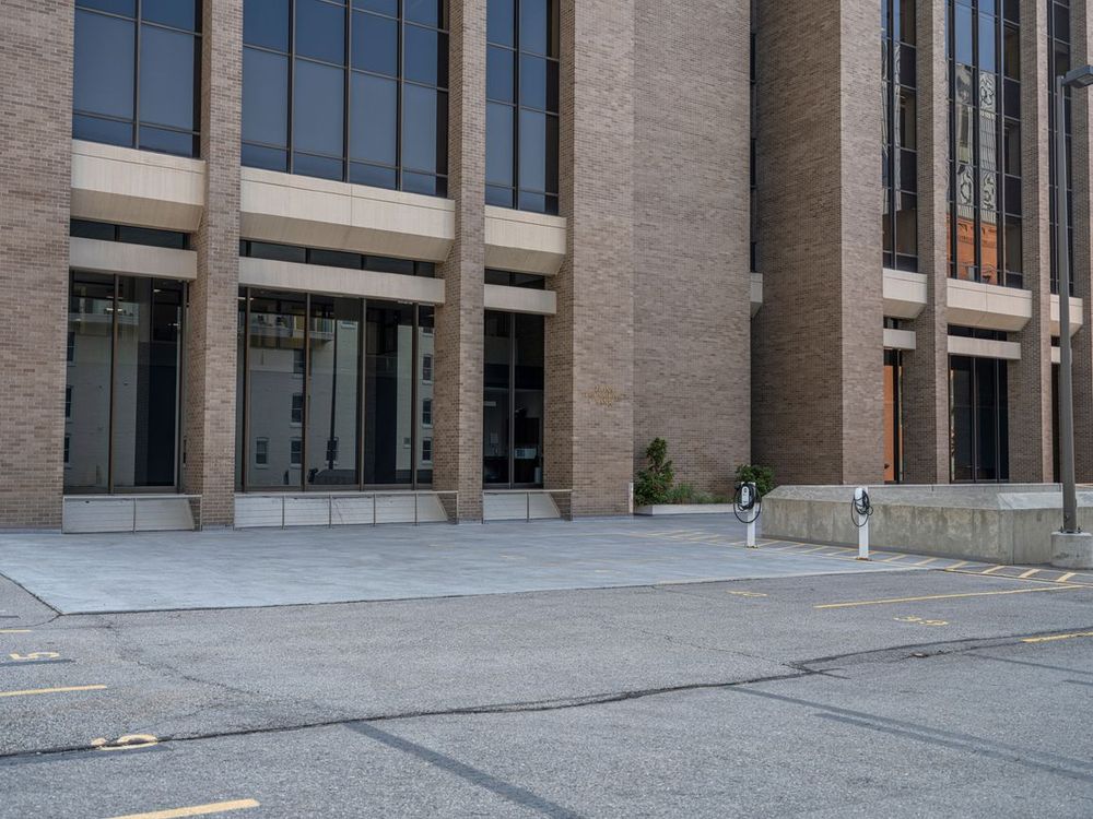 USA: Urban City Life and Office Building